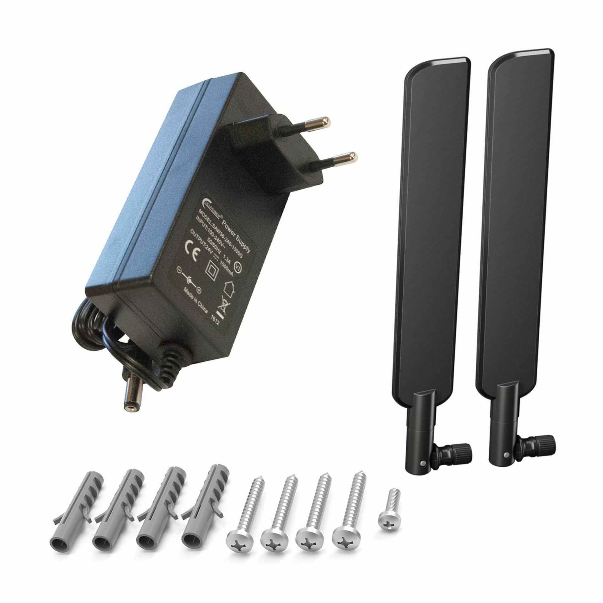 Mikrotik usmerjevalnik WiFi6 600Mb Giga L009UiGS-2HaxD-IN - TechTrade