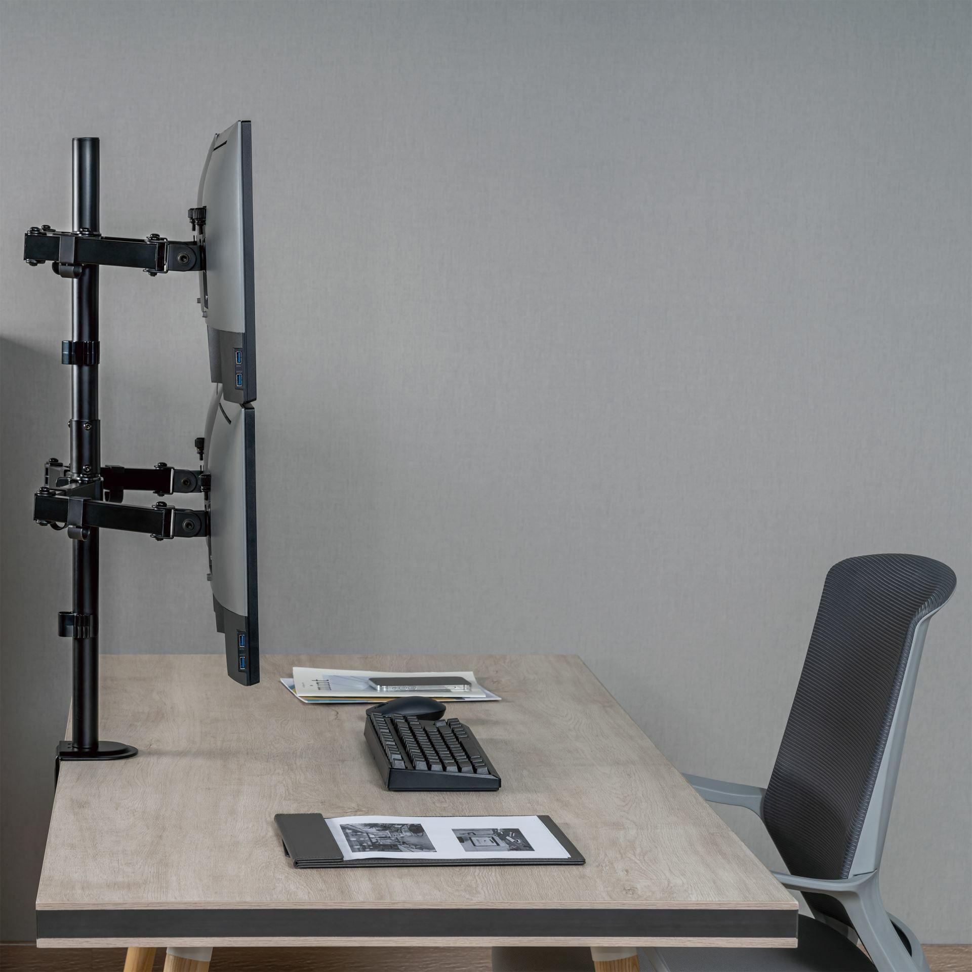 SBOX namizni nosilec za 4x monitor LCD-352/4-2 črn - TechTrade