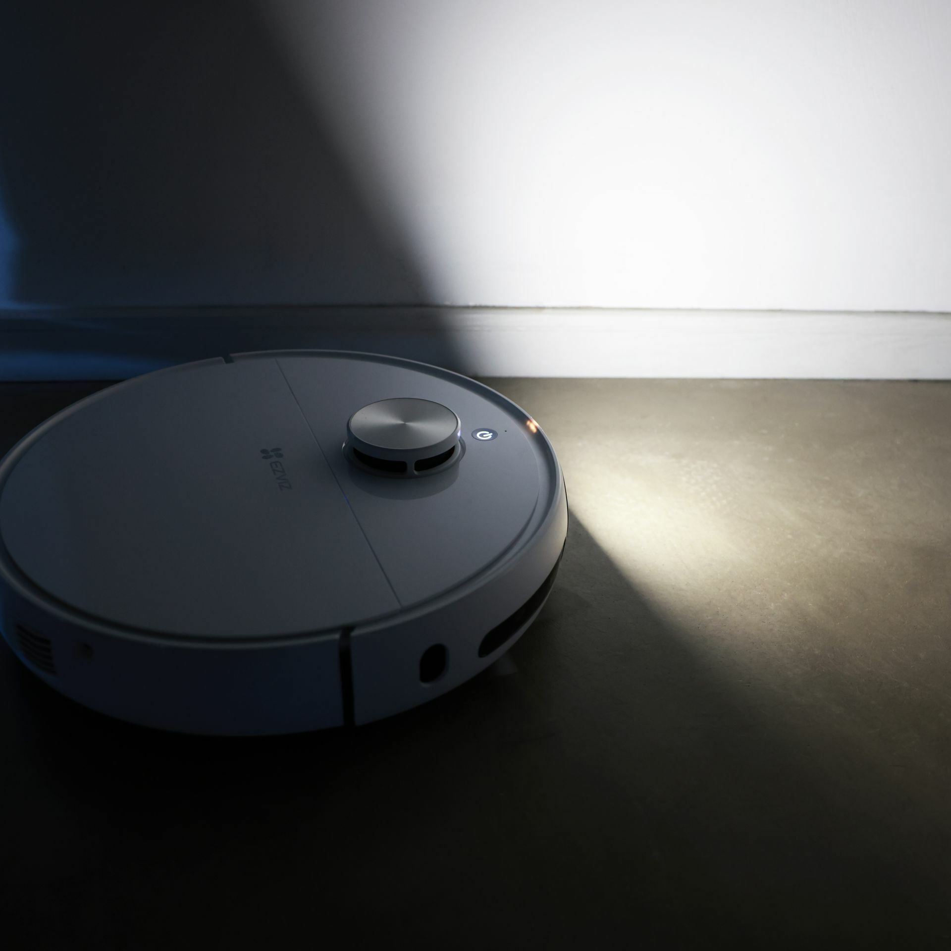 EZVIZ sesalec robotski baterijski RS20 Pro bel - TechTrade